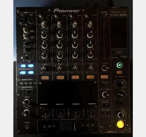 Pioneer DJM 800 диджейский пульт
