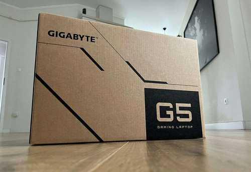 Новый игровой топовый ноут gigabyte g5 4060 rtx