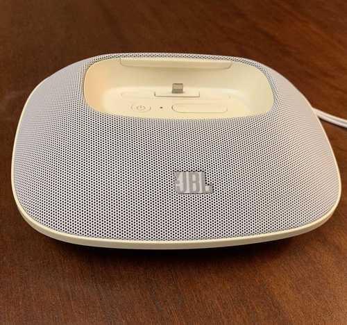 Док станция для iPhone со звуком JBL