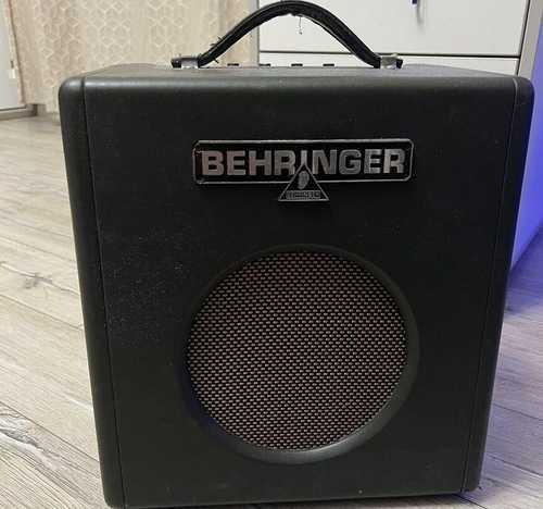 Комбоусилитель басовый Behringer