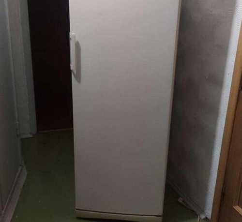 Холодильник б/у stinol
