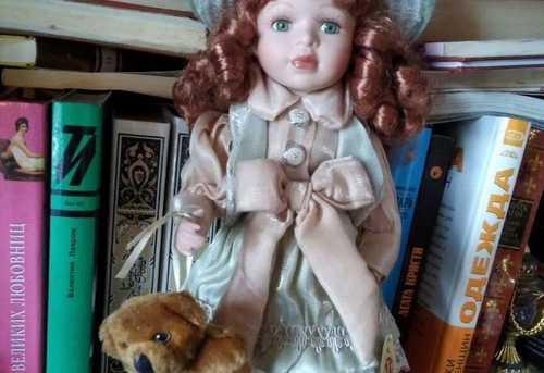 Кукла фарфоровая коллекционная,32 см