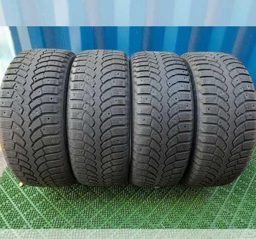 Bridgestone Blizzak Spike-01 225/55 R17 103T