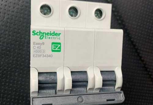 Новый Автоматический выключатель schneider 3 P 40А
