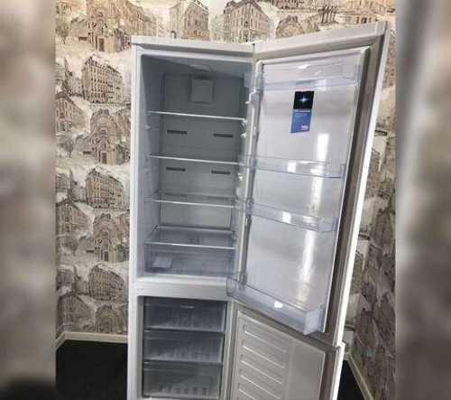 Холодильник бу Беко cnmv5310ecow узкий