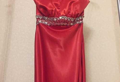 Вечернее платье красное 42-44 Новое