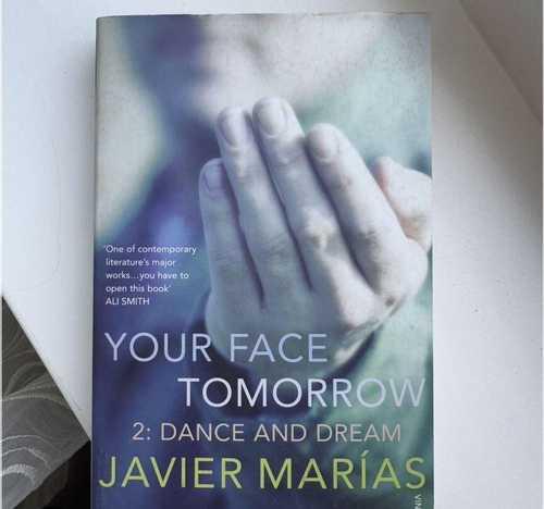 Книга на английском your face tomorrow