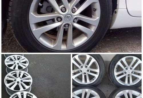 Диски литые бу Nissan R17 5x114.3 4-2-1шт