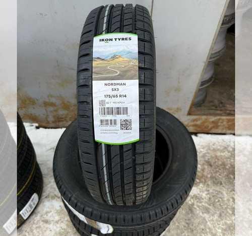 Ikon Tyres Nordman SX3 175/65 R14