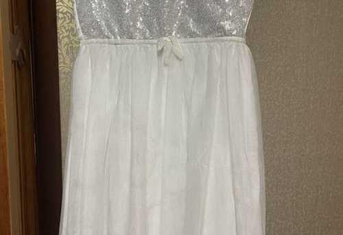 Нарядное платье для девочки 152