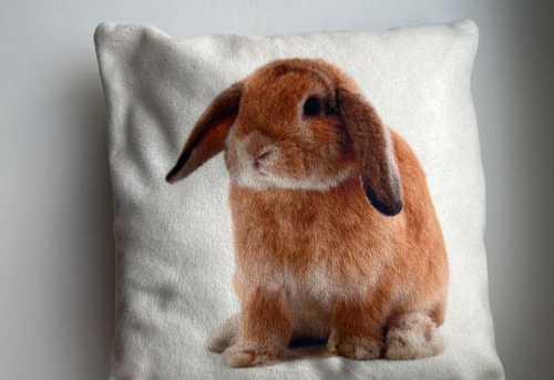 Декоративная подушка кролик