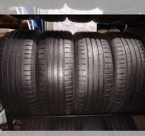 Nokian Tyres Hakka Blue 2 215/55 R17 98W