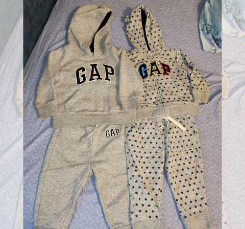 Костюмы gap 18-24