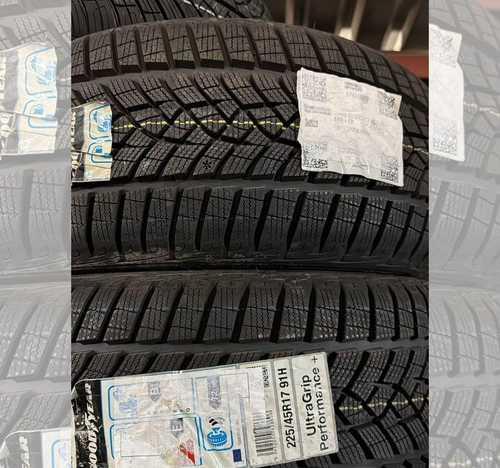 Goodyear UltraGrip Performance  225/45 R17 91H