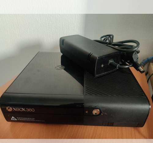 Xbox 360e 500 Gb