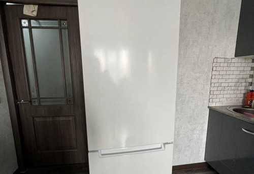 Холодильник indesit ds 320 w