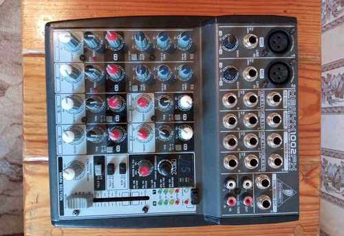 Микшерный пульт behringer xenyx 1002FX