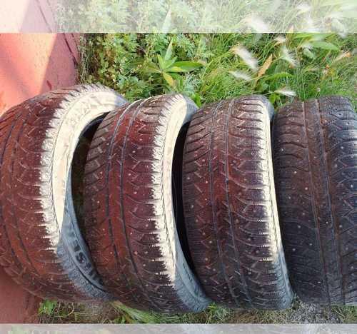 Bridgestone Ice Cruiser 7000 205/55 R16