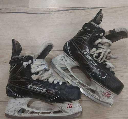 Коньки хоккейные Bauer supreme 1s, размер 4,5