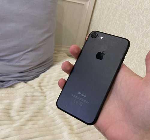 iPhone 7, 32 ГБ