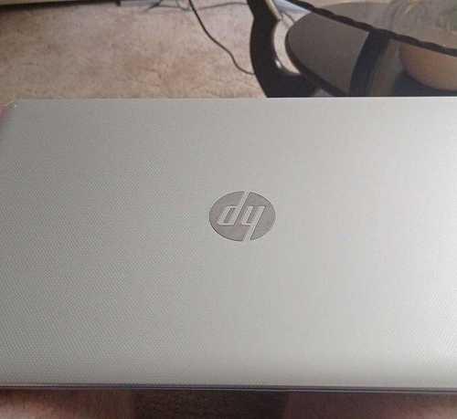 Ноутбук HP15-e000sr