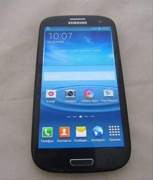 Смартфон Samsung Galaxy S 3 GT-I9300 16GB