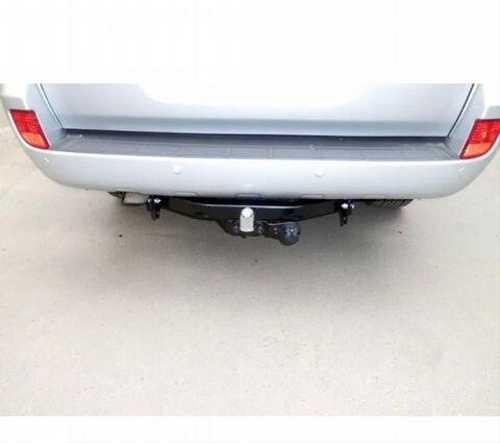 Фаркоп Toyota Land Cruiser 200, Lexus LX570, LX450