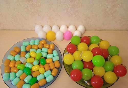 Яйца от киндер сюрпризов + шары от мармелада