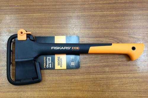 Топор fiskars x10