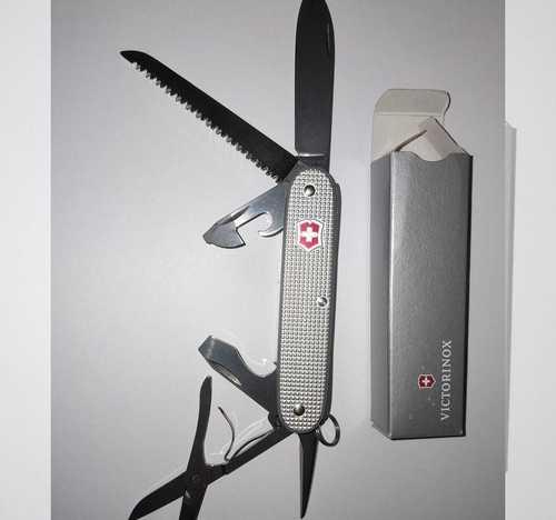 Victorinox Farmer X