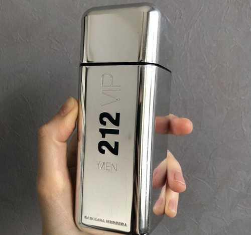 Carolina Herrera 212 VIP men