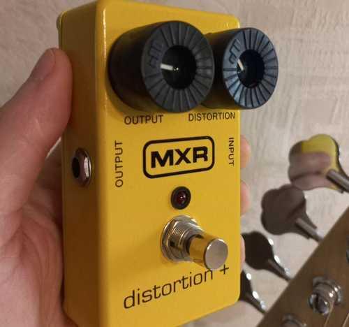 Гитарная педаль MXR - distortion 