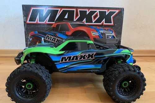 Traxxas maxx 4X4 1/10 RTR TQI brushless TSM