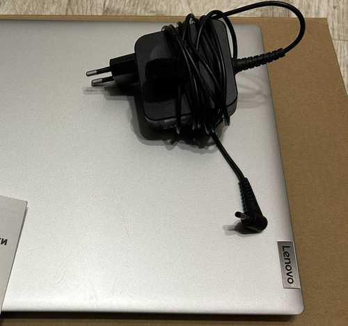 Lenovo ideapad Slim 1-14AST-05