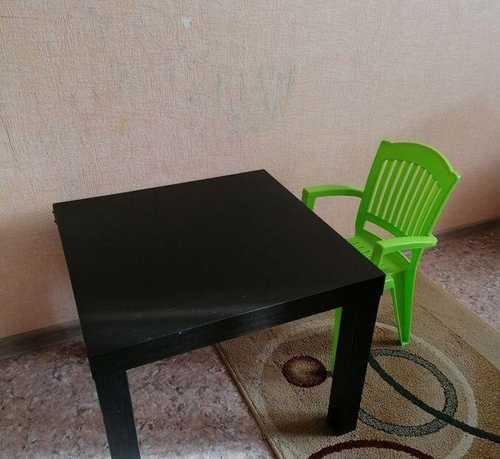 Журнальный столик и стульчик б/у