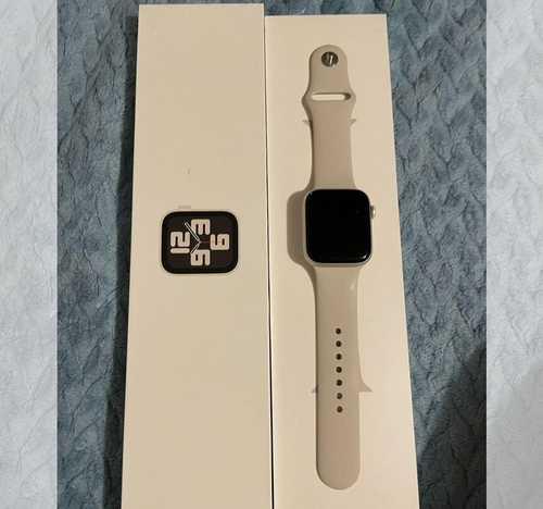 Часы apple watch se 44 mm