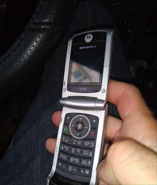 Телефон Motorola ретро