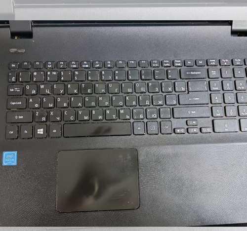 17.3" Acer Aspire ES1-731, Pentium, RAM 4 ГБ, 256 ГБ, Intel HD Graphics