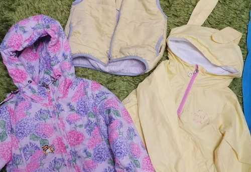Ветровка, куртка и жилетка для девочки 98