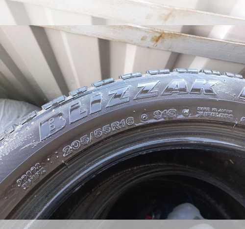 Bridgestone Blizzak Revo GZ 205/55 R16 91H