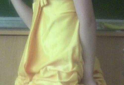 Нарядное желтое платье