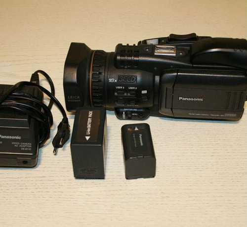 MiniDV видеокамера Panasonic AG-DVC30E