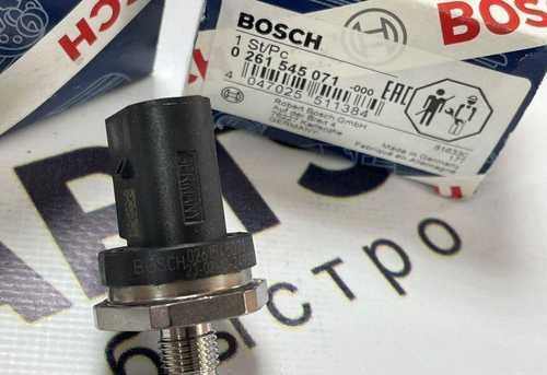Датчик высокого давления топлива Bosch 0261545071