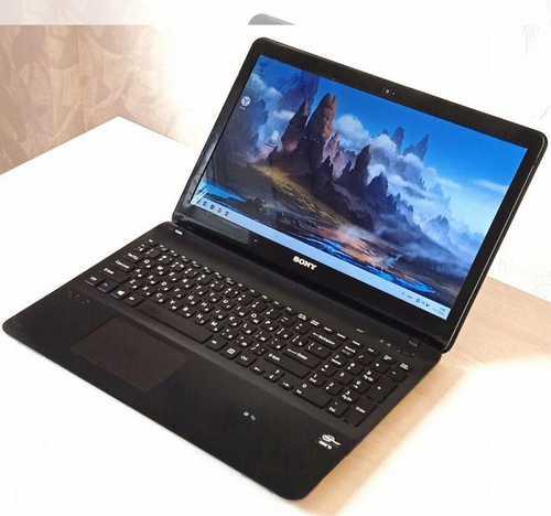 Тонкий современный 4х ядерный мощный Sony Vaio