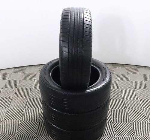 Bridgestone Turanza T005 215/55 R17