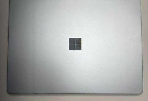 12.4" Microsoft Surface Laptop Go, 128 ГБ, Core i5-1035G1, RAM 8 ГБ, Intel UHD Graphics