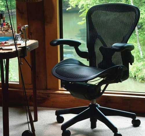 Кресло Herman Miller Aeron для самых больших людей