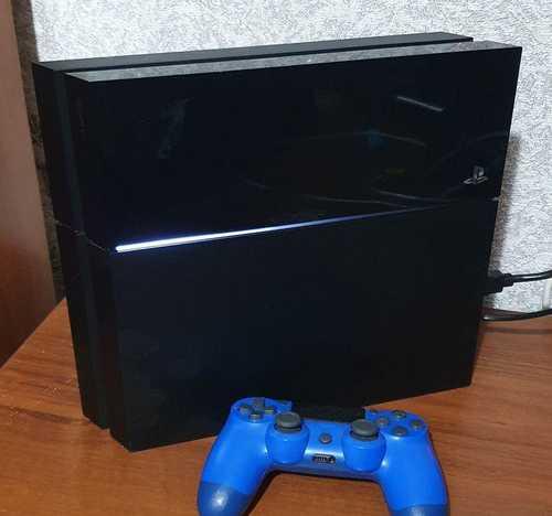 Sony playstation 4 PS4 fat 500 ( 8 игр)