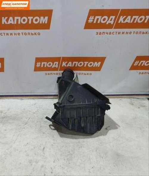 Корпус воздушногo фильтра Audi A4 B7 2008г