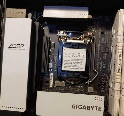 Gigabyte Z590I vision D комплектом с процессором и